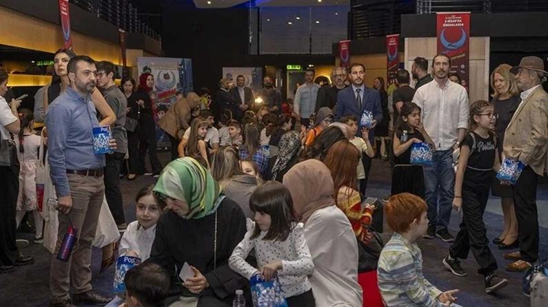 TRT yapımı "Ekip: Siberay Güneş Fırtınası" filminin galası yapıldı